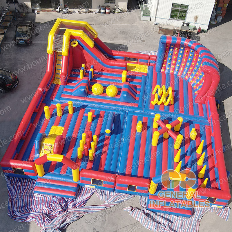 Giant Play Park | Inflatable Funlands | Products | bouncer-castle